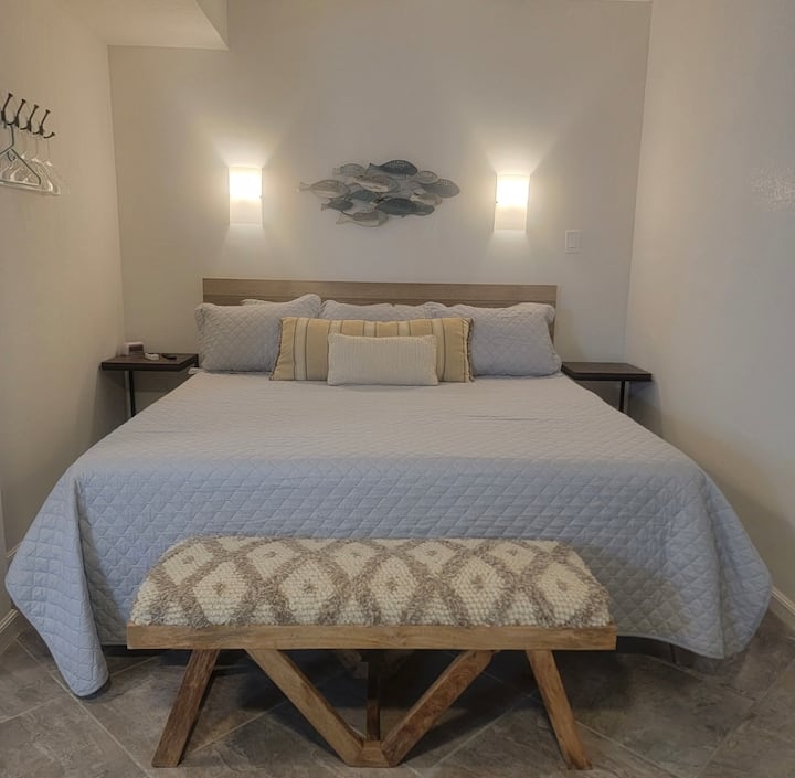 The Little Shell - Fort Myers Beach, FL