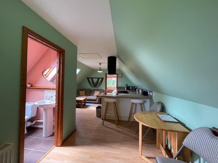 Rural Loft Studio - Battle