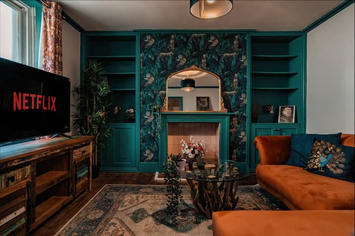 Seaside Bliss: Period Home, Hot Tub & Pool Table! - Broadstairs