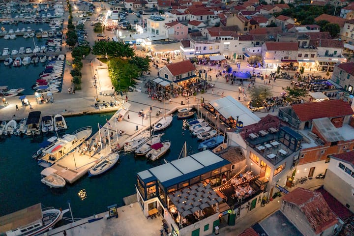 New! Murter Riva By The Sea - Id:388 - Murter