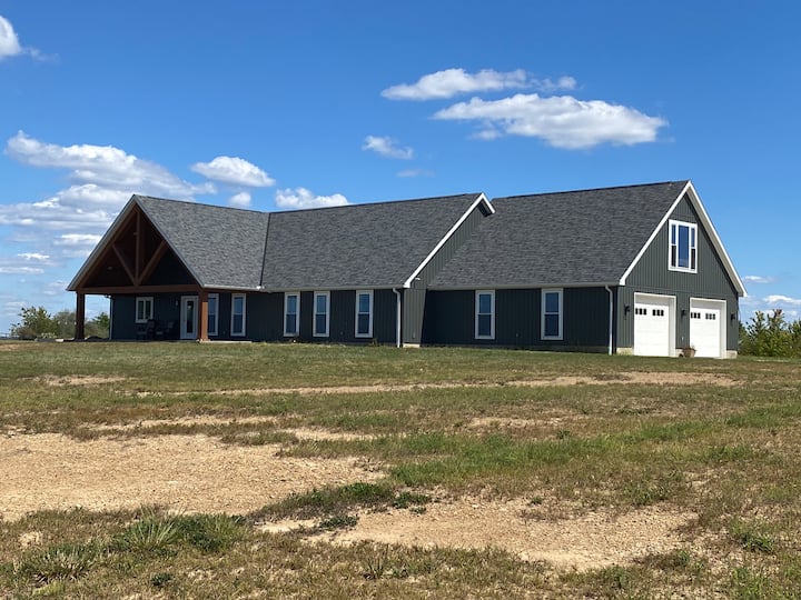 Adventure Awaits On 88 Acres - Fresno, OH