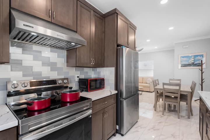 Family Perfect Haven Getawayhome Adu - Buena Park, CA