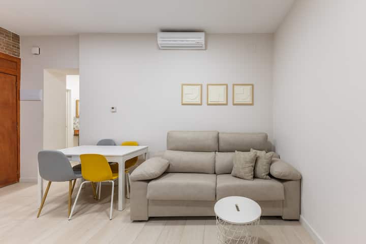 Cuatro Caminos Apartment - Madrid