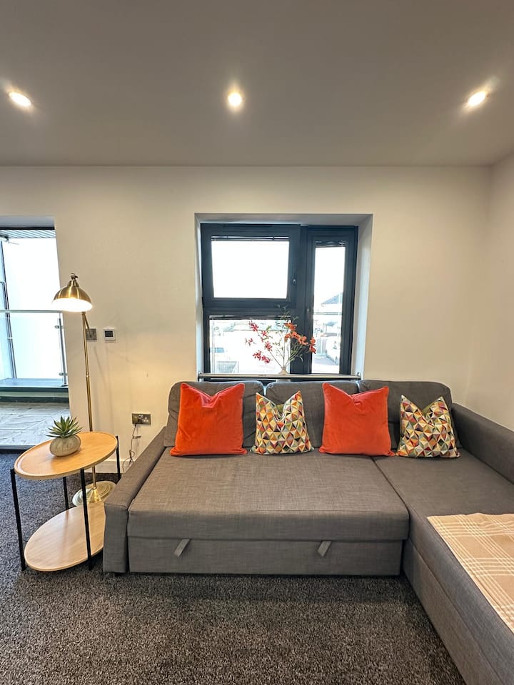 Bright & Spacious Apartment - Oxford