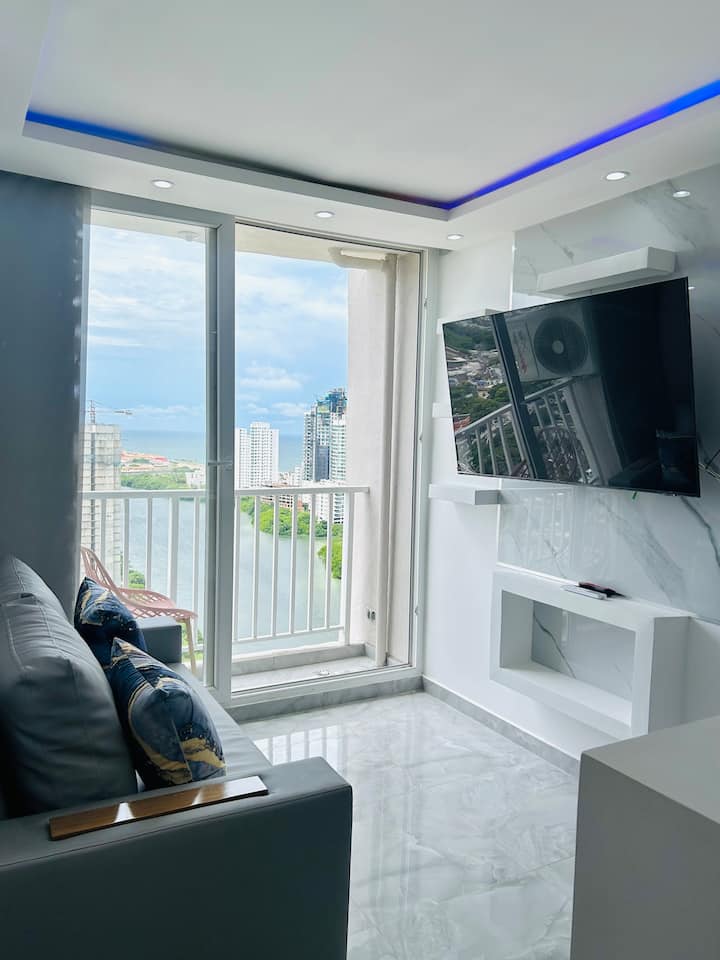 La Mejor Vista Mar, Ciénaga Y Centro Histórico. - Cartagena