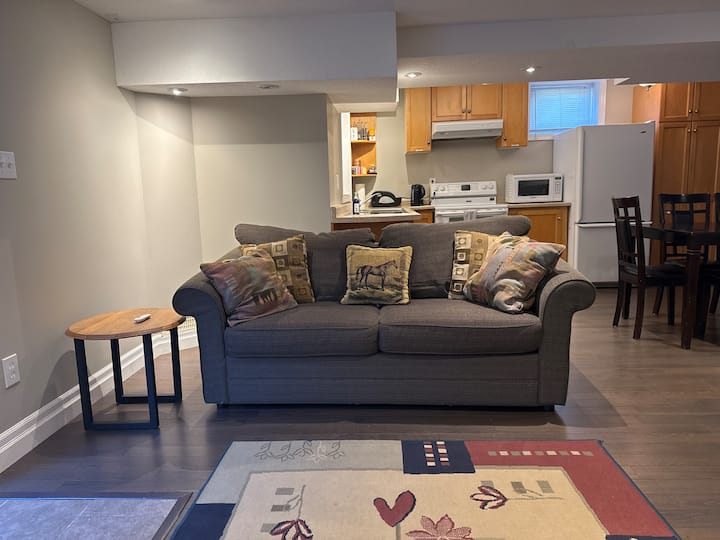 Private Cozy Studio - Guelph