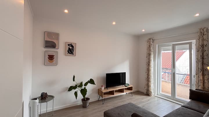 Charming Baixa Vi - 2 Room Apt - Moita
