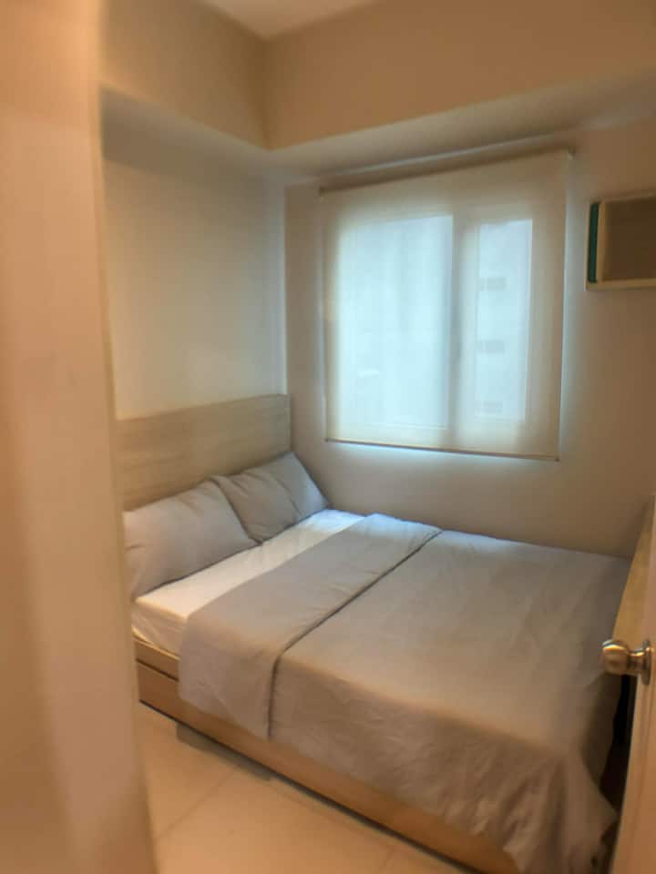 Your Cozy Corner In The City - Makati