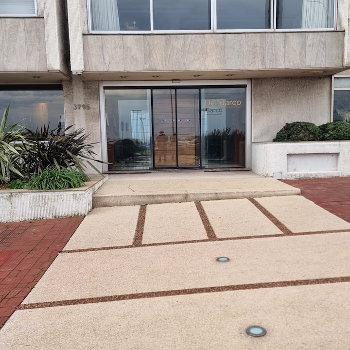 Apartamento Com Vista úNica - Montevideo