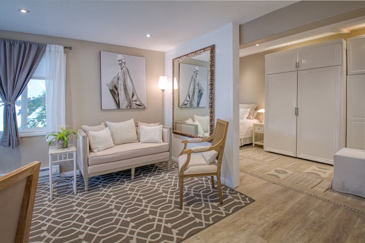 Ojai Designer Studio 31 Day Rental - Ojai, CA