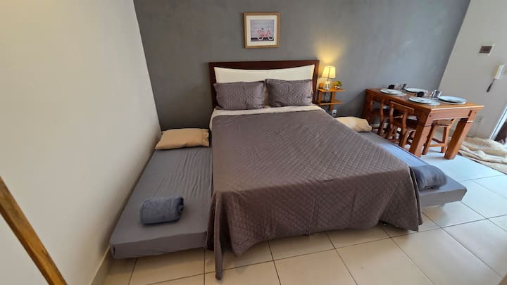 Kitnet Ao Lado Da Unicpo E Próxima à Usp Centrinho - Bauru