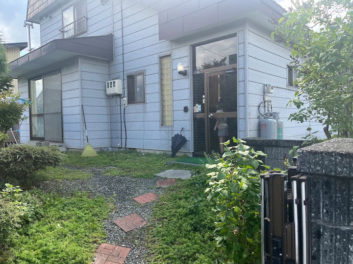 Max 10 Guests "  富良野 10人包棟 Furano Iyomaru Stay - Furano