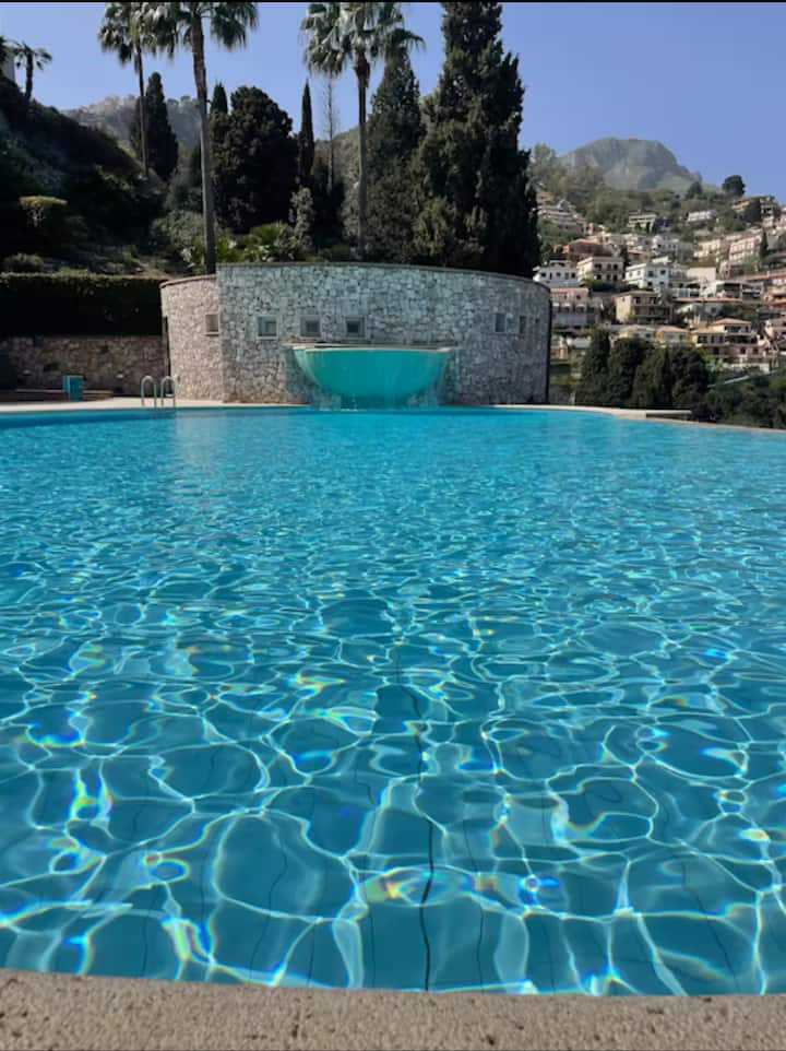 Beautiful Apartment In The Centre Of Taormina - Taormina