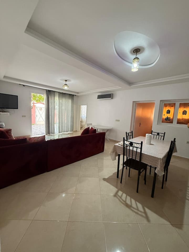 Appart Spacieux Avec Jardin Privé - Agadir