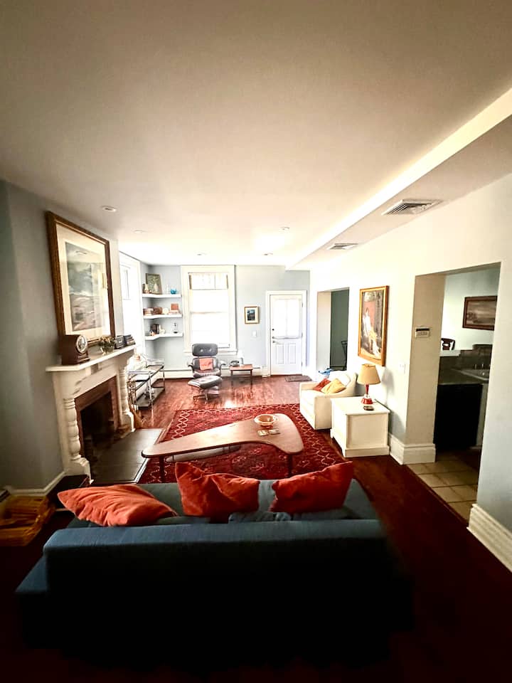 Charming Charter Oak Place - Hartford, CT