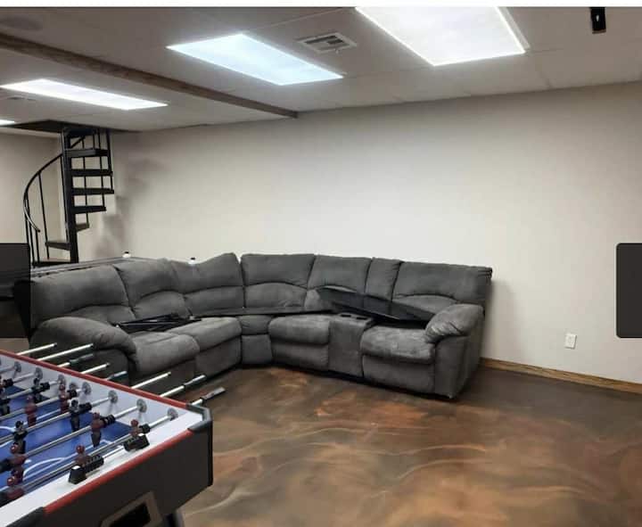 Cozy Private Bedroom – $99/night - Joplin, MO