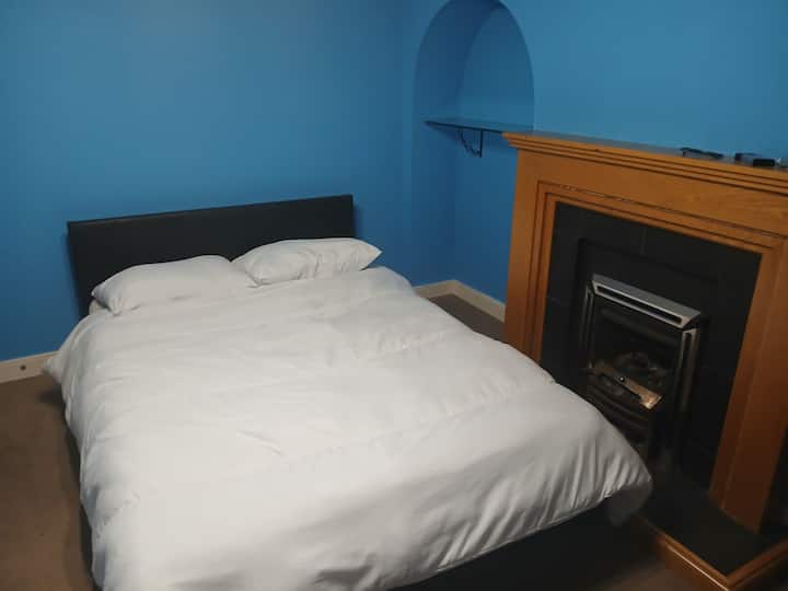 Tu Casa - Enfield, UK