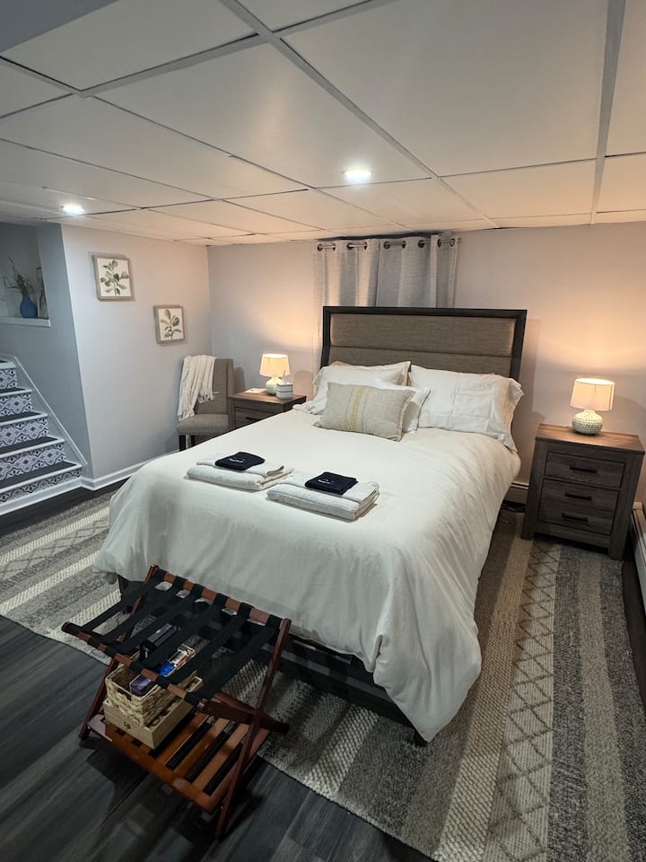 Easy Access Charming Studio - Montclair, NJ