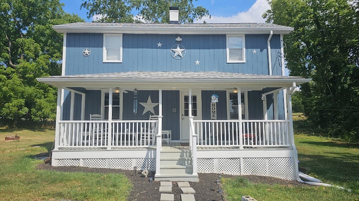 Beautiful Country Cottage - Leesburg, VA