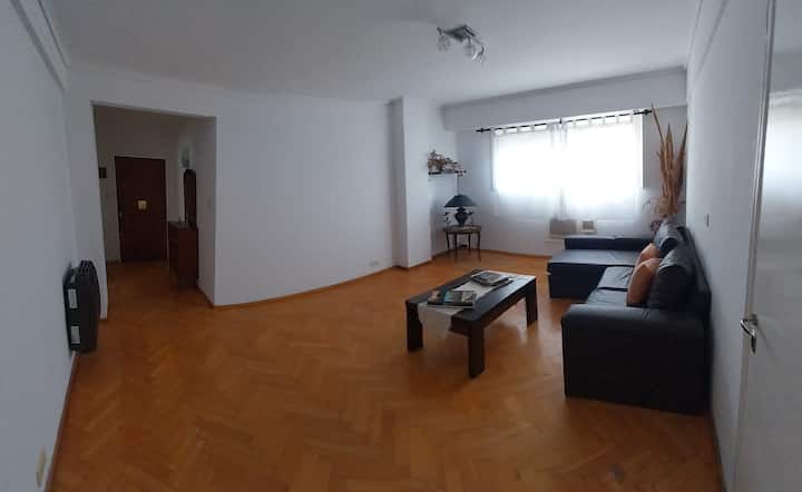 Departamento Céntrico 2 Dorms C/cochera Cerrada - Rosario