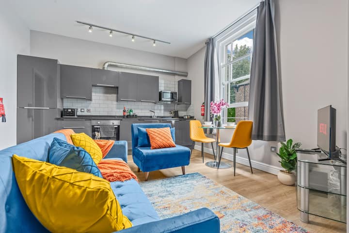 Deluxe Forrest Suite Stay | Free Parking Incl. - Nottingham