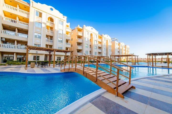 Clean, Calm, Cool, 3 Pools, Nice Kitchen, Bathroom - Hurgada