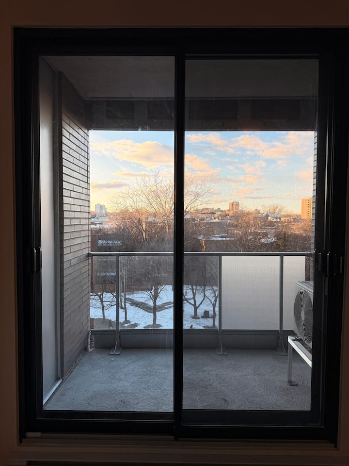 Magnifique Studio. Gym Et Commodites Haut De Gamme - Montreal