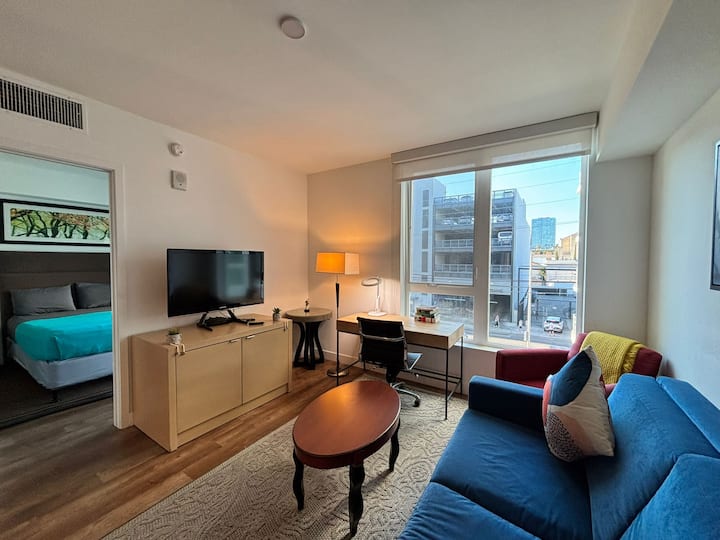 Charming 2br Koreatown Los Angeles Walk To Staples - Little Tokyo - Los Angeles