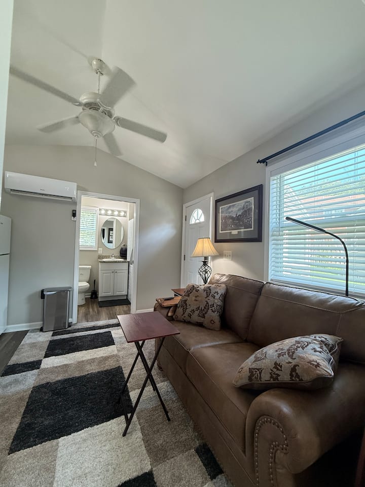 Come Experience, Our Tiny House - Greensboro, NC