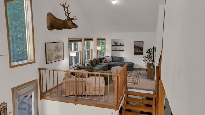 4bd Seclusion In Town W/ Hot Tub•firepit•woodstove - McCall, ID
