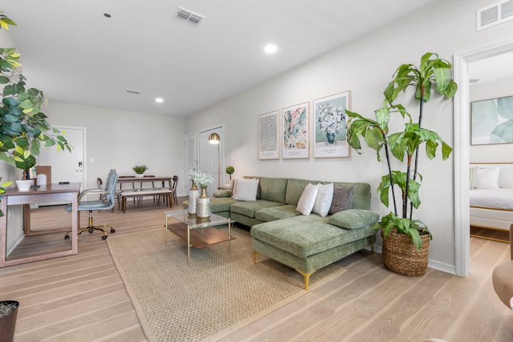 Seaside Paradise Suite,10 Min To Beaches- Pool/gym - 라르고