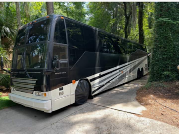 Rv Motorcoach- Luxury Prevost. - Jacksonville, FL