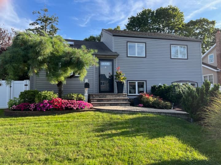 Ryder Cup House. 5 Minutes Away. $7,000 Per Night. - Woodbury, NY