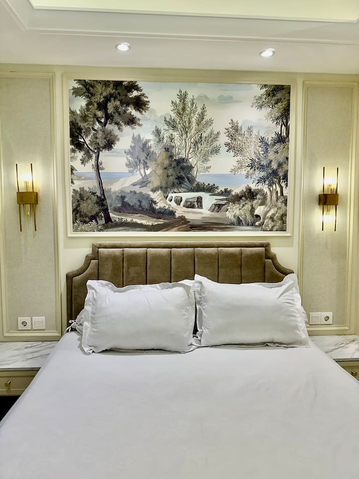 New Lux Benson Pakuwon Mall Netflx Wifi Hotwtr - Surabaya