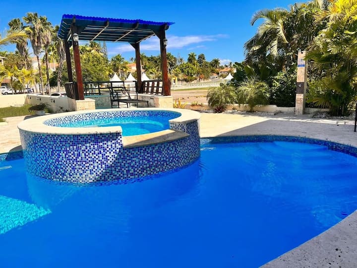 6 Bedrooms Villa In Cofresi - Puerto Plata