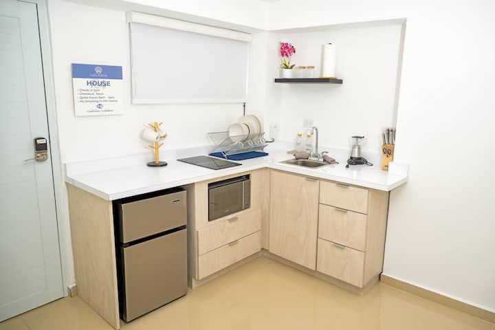 Newest Beach Front Casa W/pool 2 - Levittown