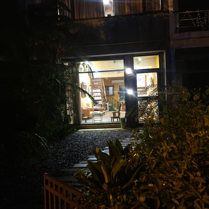 彩雲_宜蘭梅花湖畔的包棟民宿(1人即包棟) - 쑤아오 진