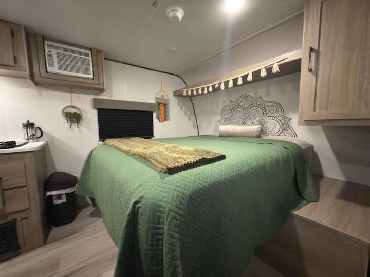 Zen Oasis Rv Close To Chs And Airport - Charleston, SC