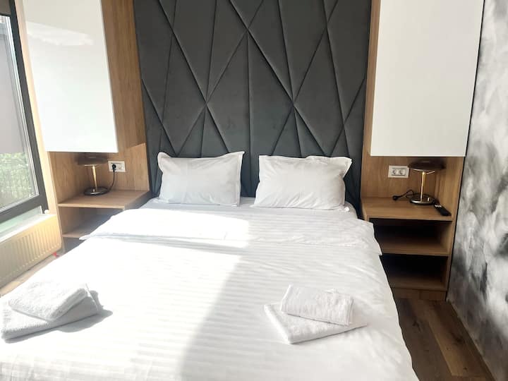 Diamond Tiny House - Bușteni