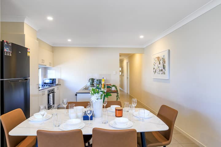 Theme Park Getaway | Modern 3br Home & Netflix - Jacobs Well