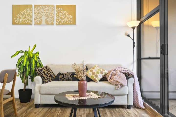 Cozy 2br Apartment At Waterloo - Moore Park