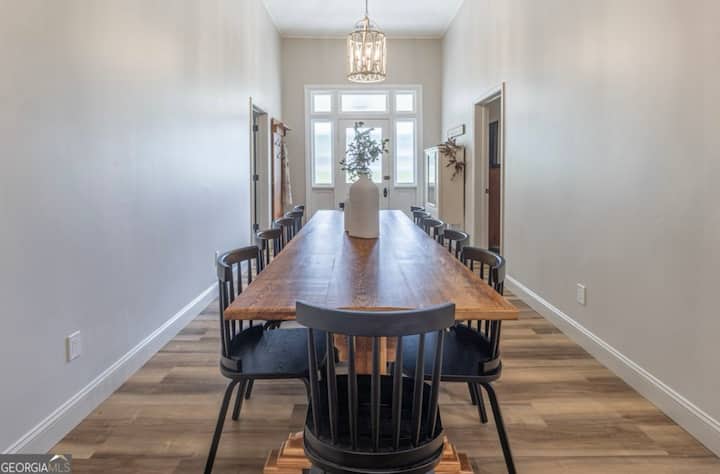 The Roop Cottage - Chattahoochee Bend State Park, Newnan