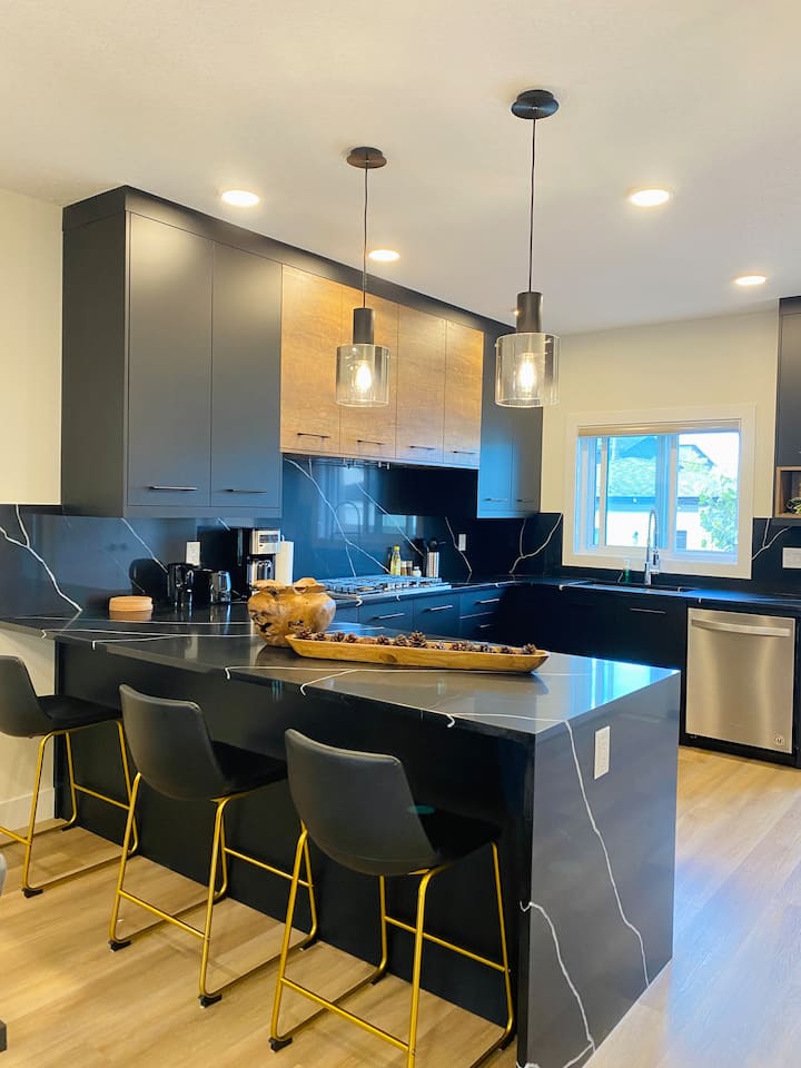 *New*modern*ac*family Friendly House*wem*10 Mins - Canada