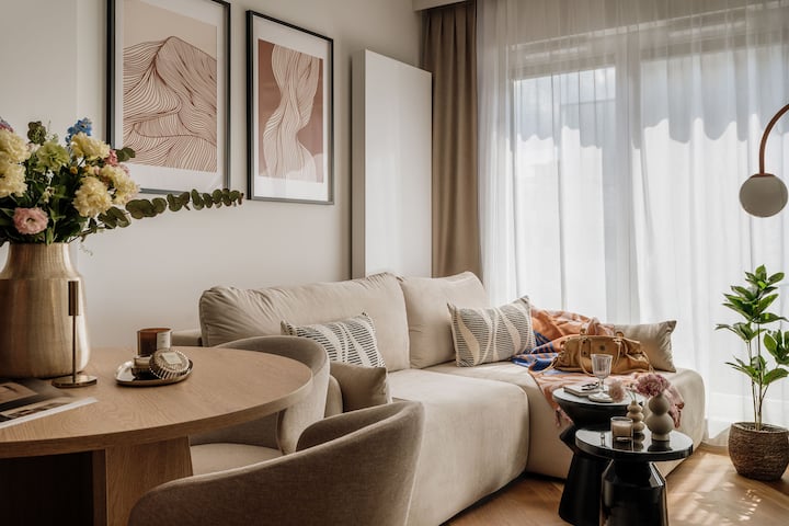 Bright, Modern Apartment With Balcony And Bedroom - Krakow