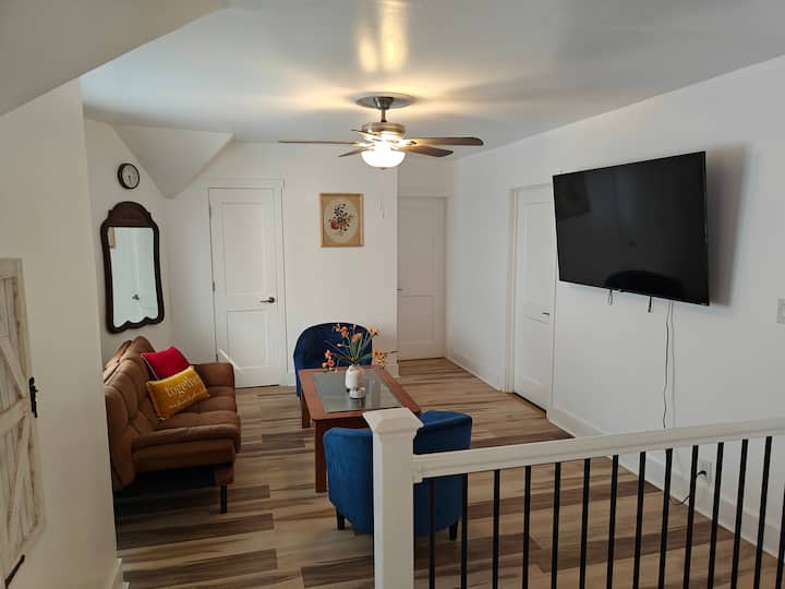 2-bedroom 1-bathroom Cozy 2nd Fl - Buffalo, NY