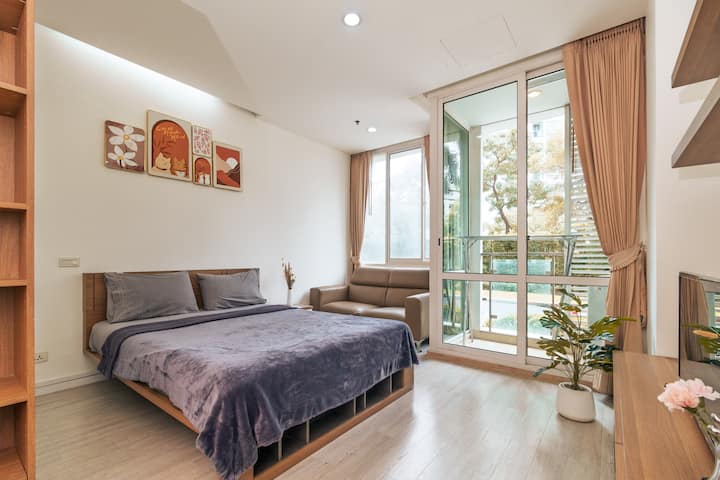 The Comfort Corner Studio : Wifi/mrt/pool - Bangkok