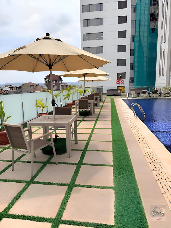 Stylish 3 Bedrooms Apart. Near Shops W/ Pool, Gym - Kinshasa
