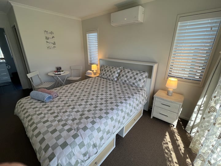 Peaceful Retreat - クライヴ