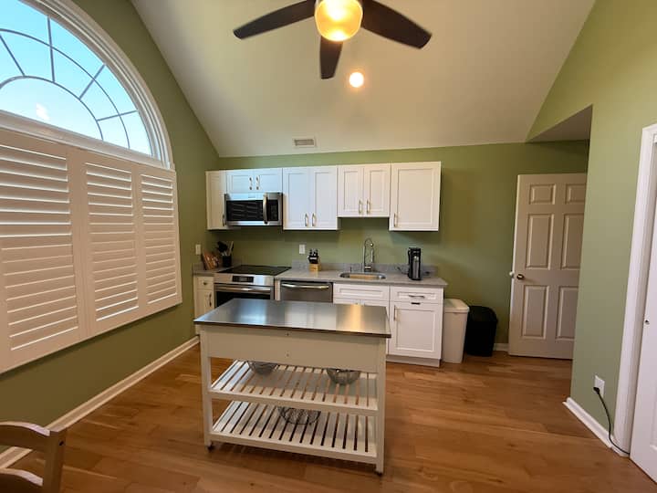 Peaceful Loft (2br+ Den) 8 Miles From Princeton - Lawrenceville, NJ