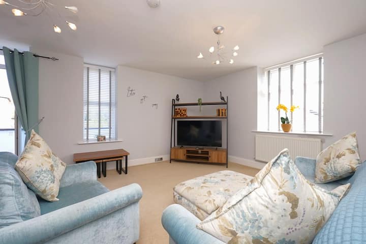 Flat In Ulverston - ウルバーストン